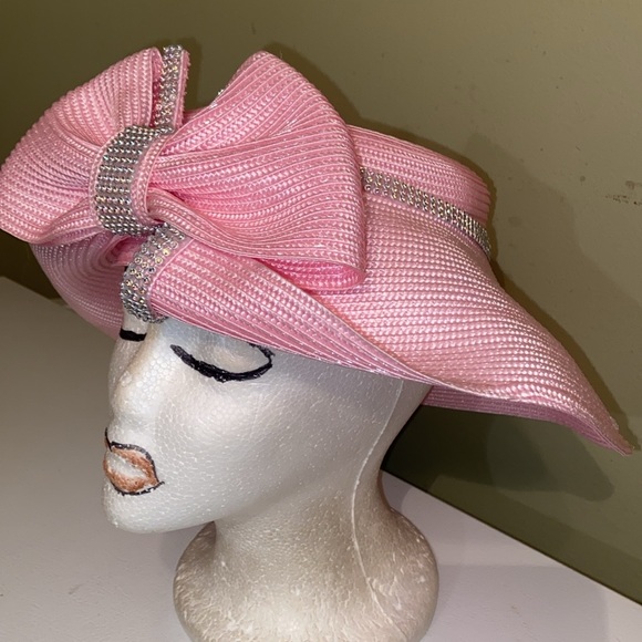 B V Kraft | Accessories | Really Cute Light Pink Church Dress Hat ...